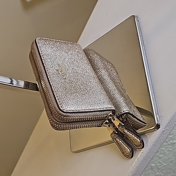 Coach | Bags | Coach Metallic Gold Double Zip Accordian Mini Card ...